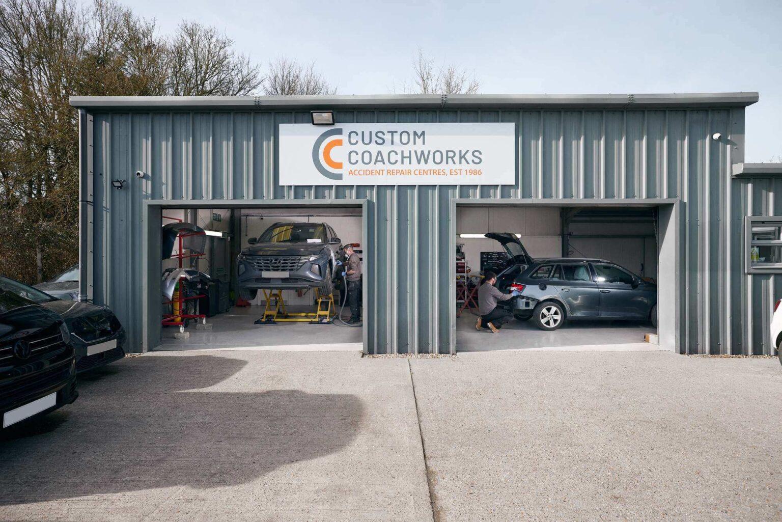Find Us | Custom Coachworks | Vehicle Damage Repairs in Sussex