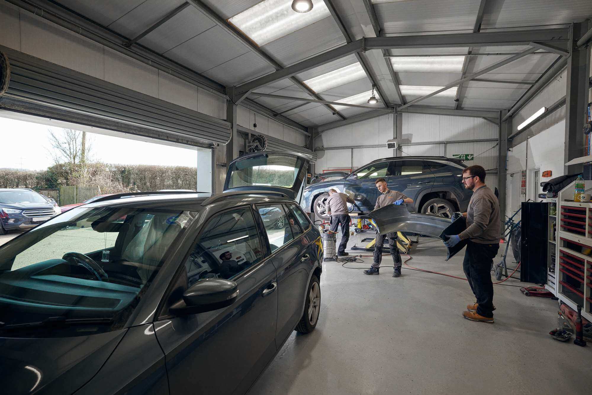 Find Us | Custom Coachworks | Vehicle Damage Repairs in Sussex