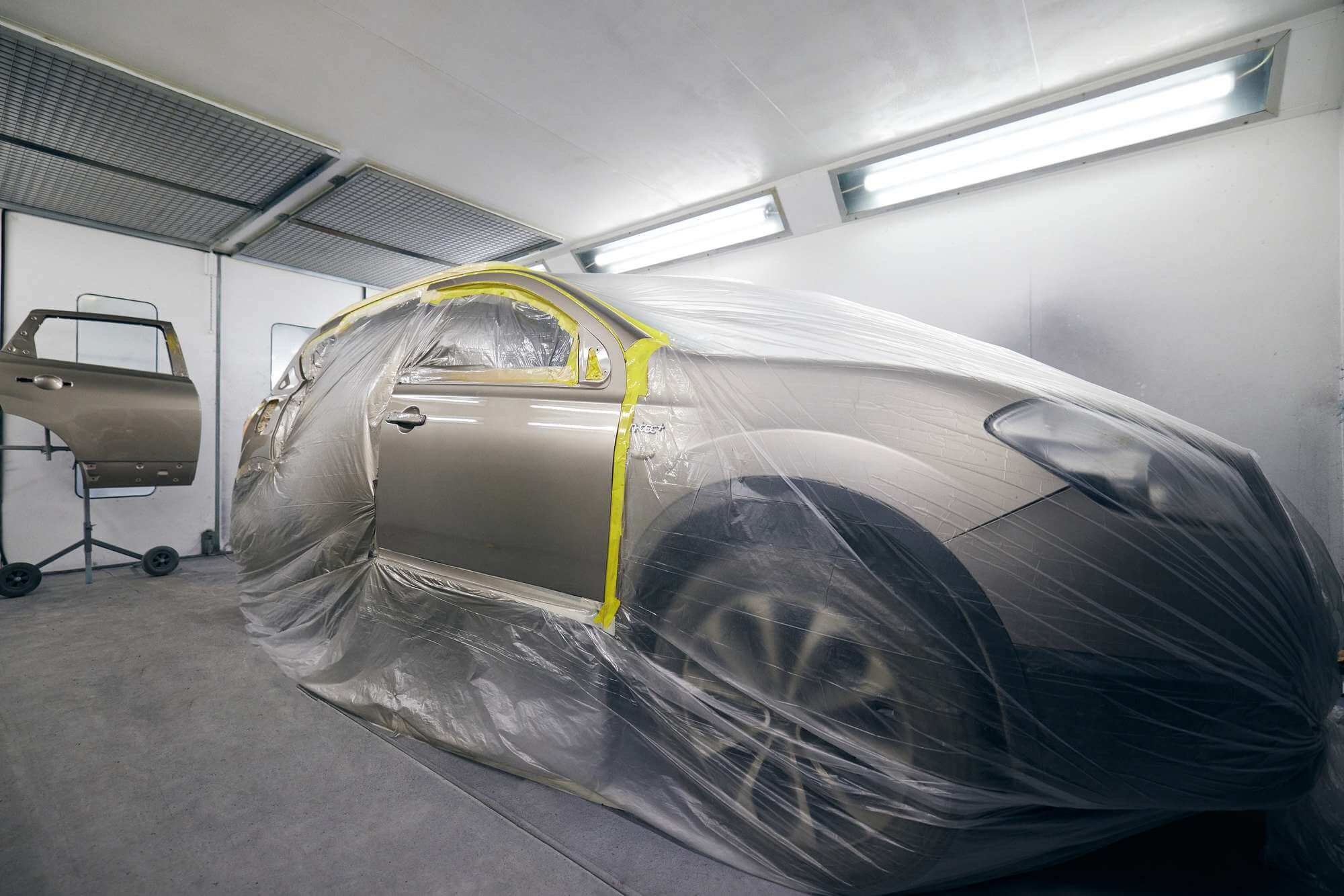 Find Us | Custom Coachworks | Vehicle Damage Repairs in Sussex