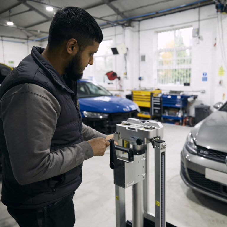 Private & insurance repairs – Custom Coachworks